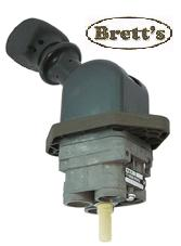 15777.035 HAND CONTROL VALVE HANDBRAKE MAXI VALVE IN CAB UD NISSAN MKA ...